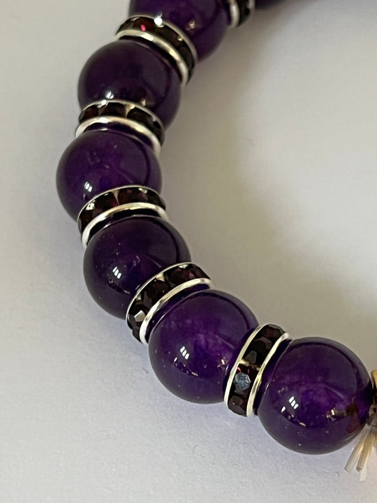 Omega Psi Phi Two Tone Beaded Elastic Bracelet Center Charm – D9 Greeks