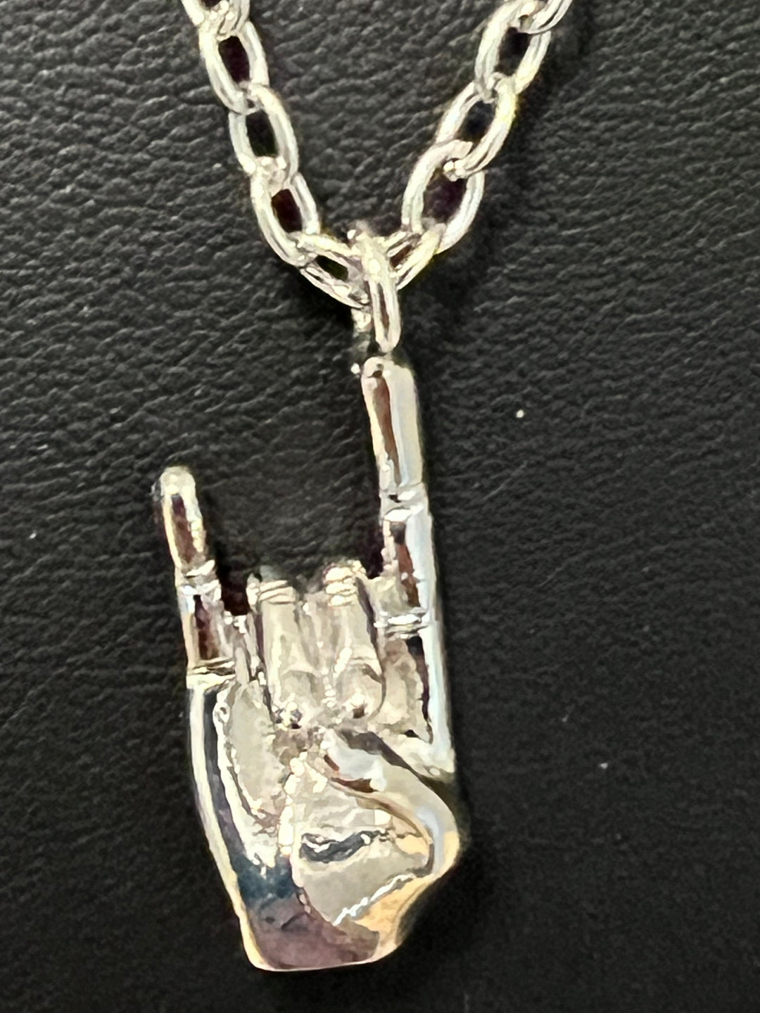 Zeta Phi Beta ZPB Hand Sign Necklace – D9 Greeks